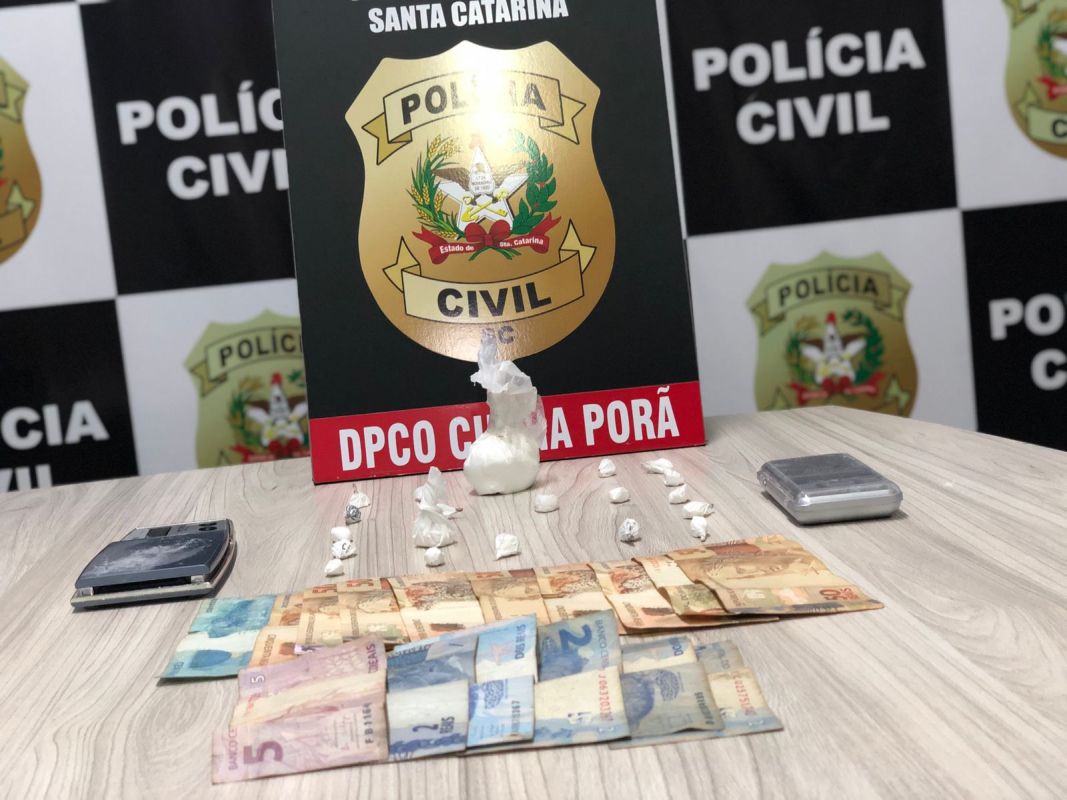 Polícia Civil Prende Em Flagrante Casal Por Tráfico De Drogas No Oeste